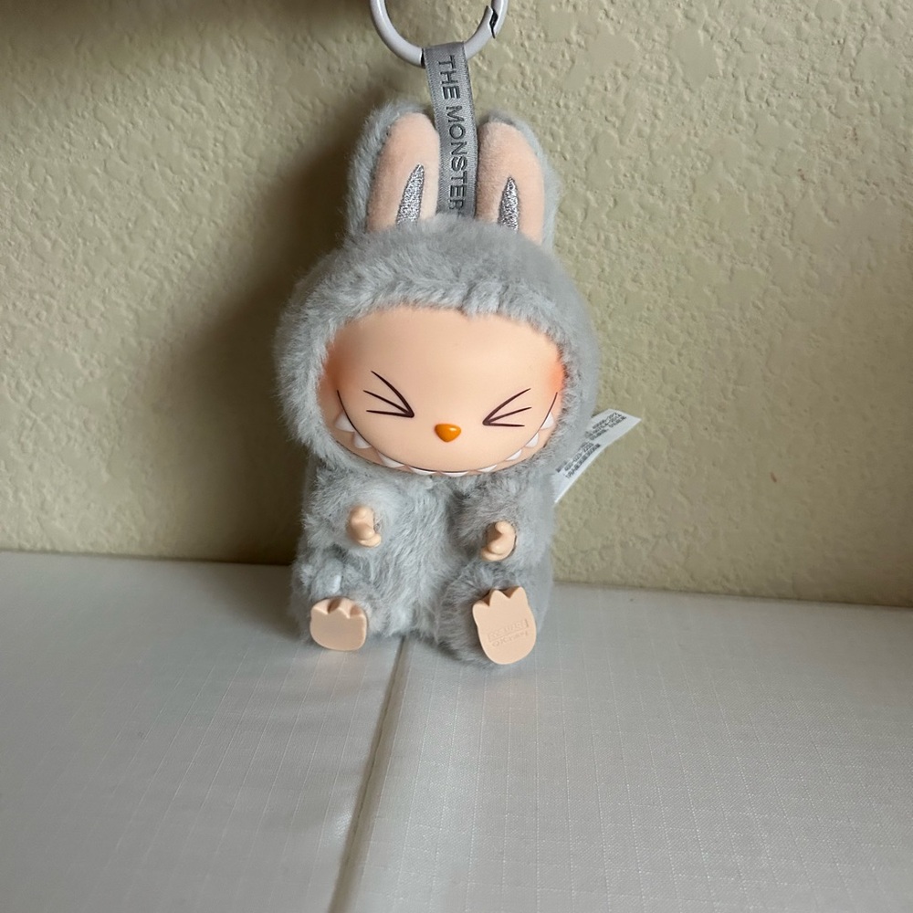 Open Hehe Labubu Have A Seat Vinyl Plush Popmart - Gem